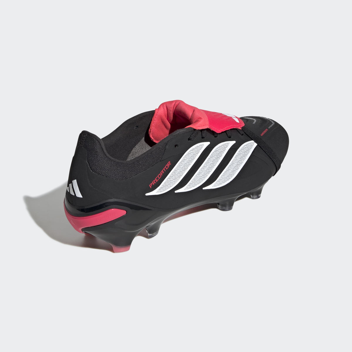 Predator Pro Fold-Over Tongue FG – Planète Foot